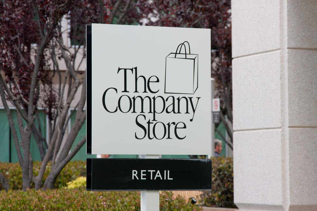 Apple Company Store – Cupertino › Mac History Apple Company Store – Cupertino › Mac History